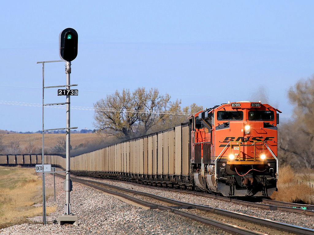 BNSF 8789